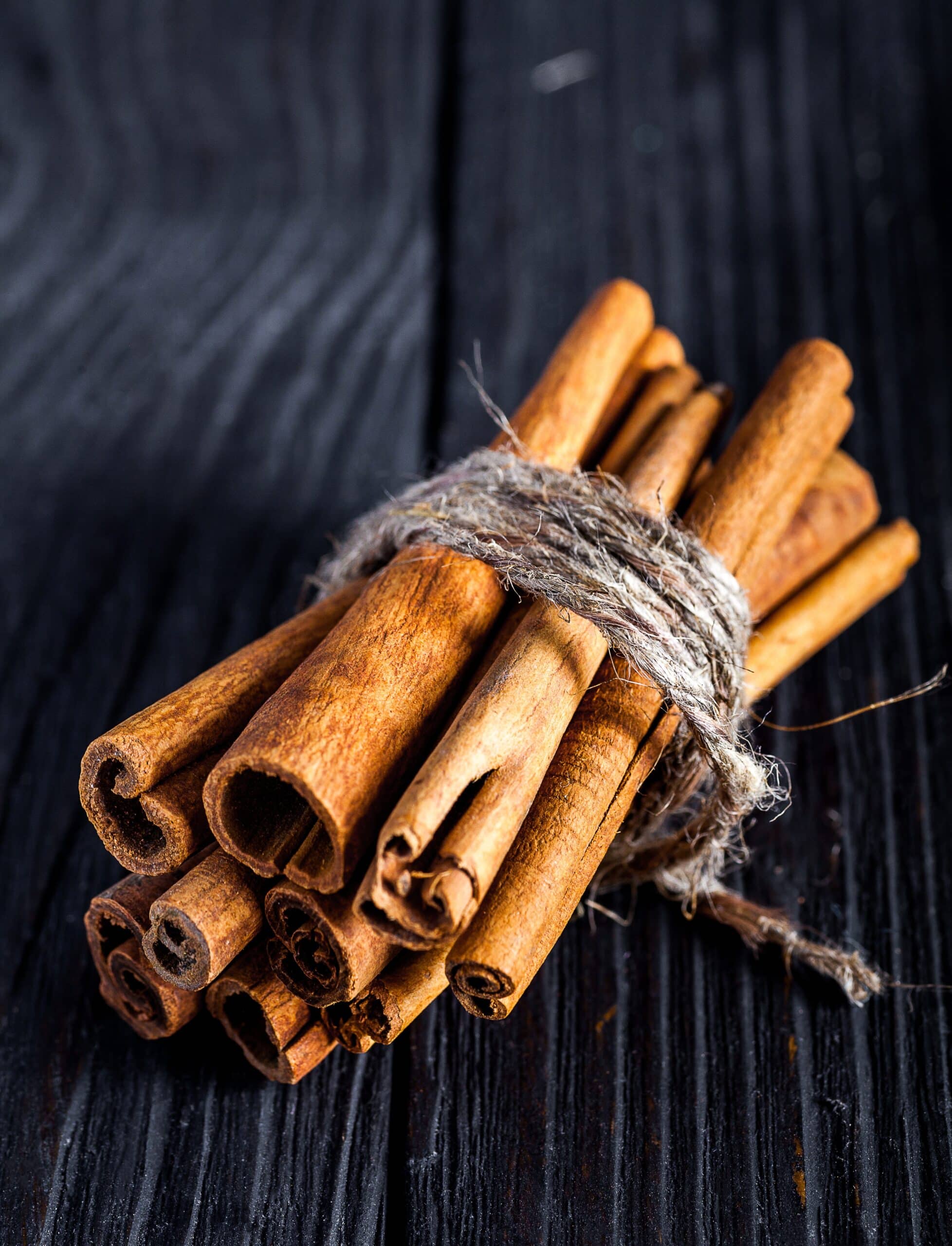 Découvrez les secrets cachés de la cannelle 🔍🌿